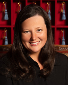 Laura Fitzpatrick | Winnetka Real Estate Agent | @properties