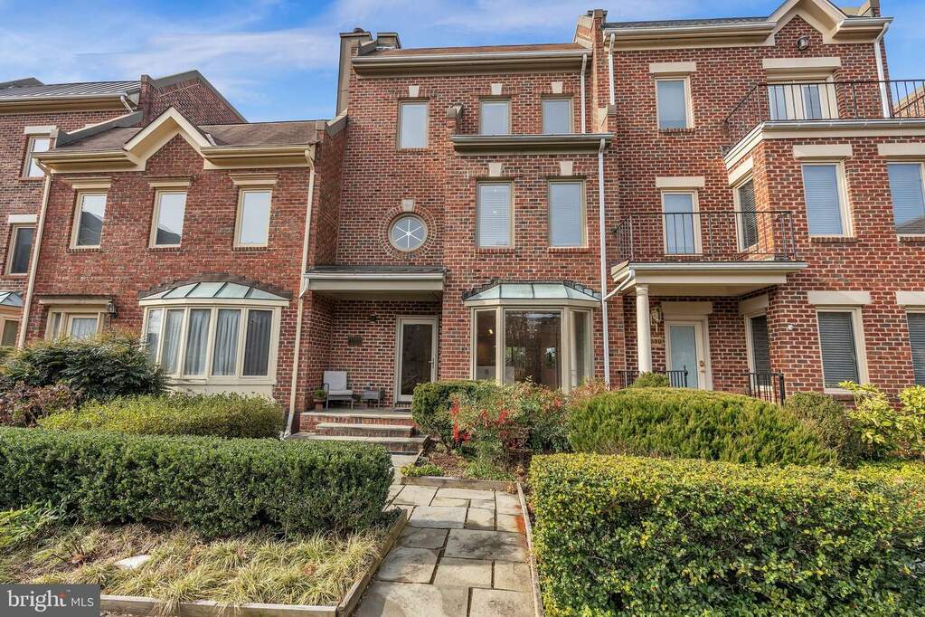 4032 Chancery Court Nw, Washington, DC 20007 | MLS# DCDC2115990 | RLAH ...