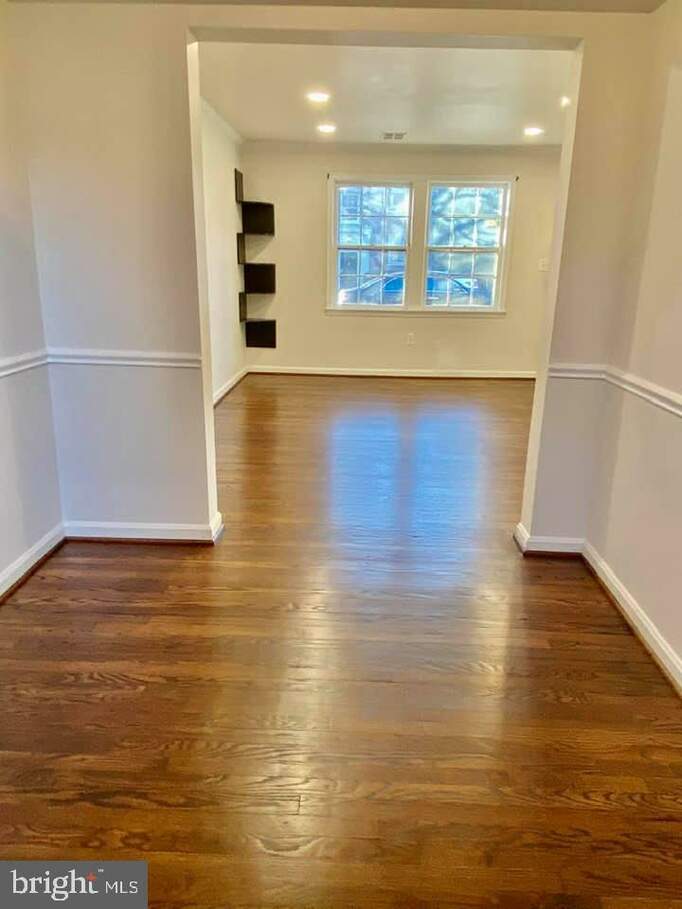 2010 37th Street Se #B, Washington, DC 20020 | MLS# DCDC2122558 | RLAH ...