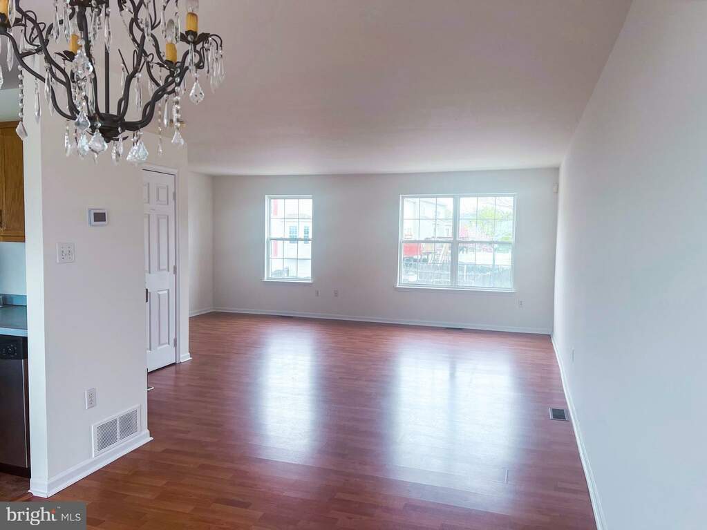 12 Castle Way, Bear, DE 19701 | MLS# DENC2056496 | RLAH @properties