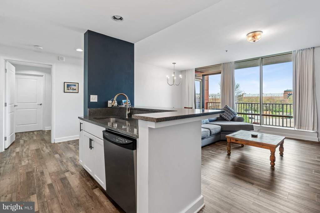 105 Christina Landing Drive #301, Wilmington, DE 19801 | MLS ...