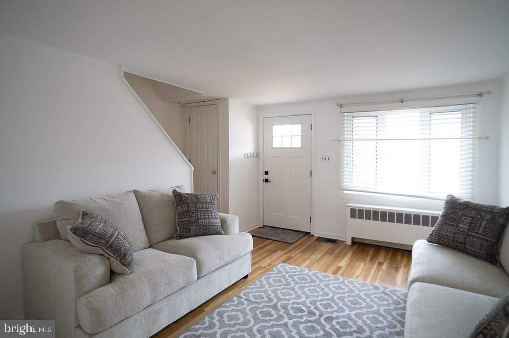 3704 Greenvale Road, Baltimore, MD 21229 | MLS# MDBA2113834 | RLAH ...