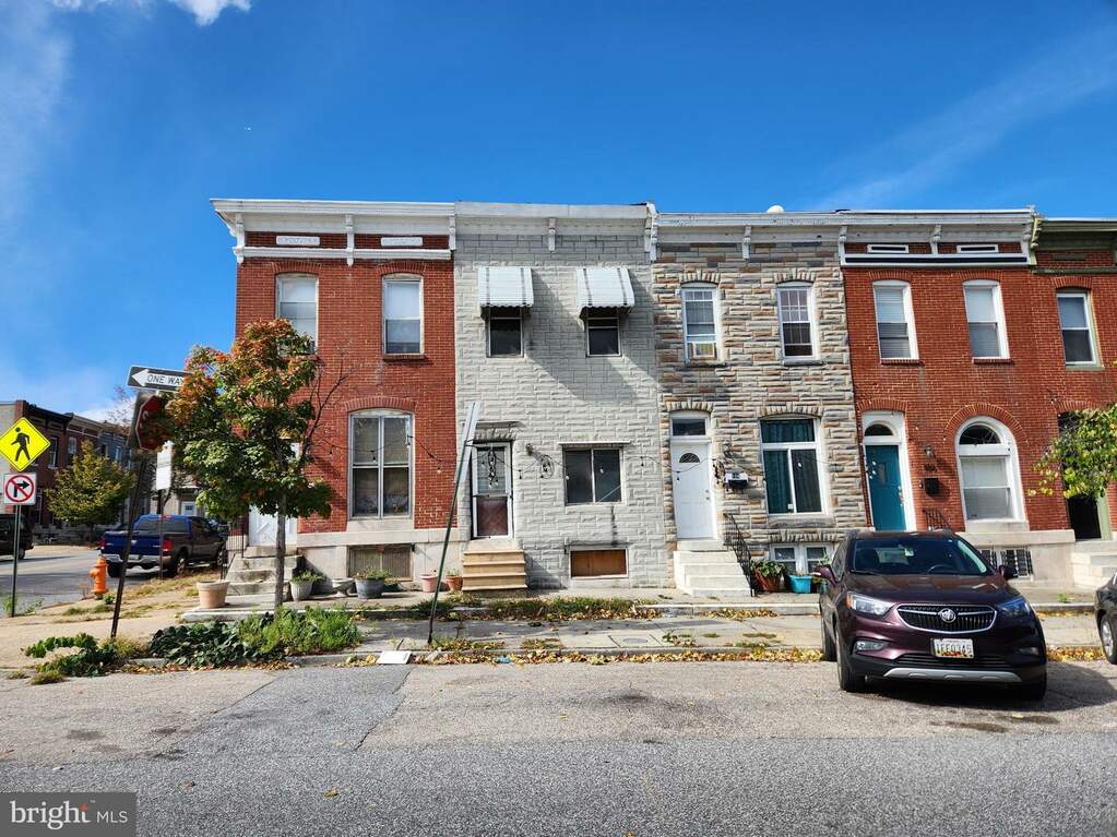 102 N Milton Avenue, Baltimore, MD 21224 | MLS# MDBA2142914 | RLAH ...