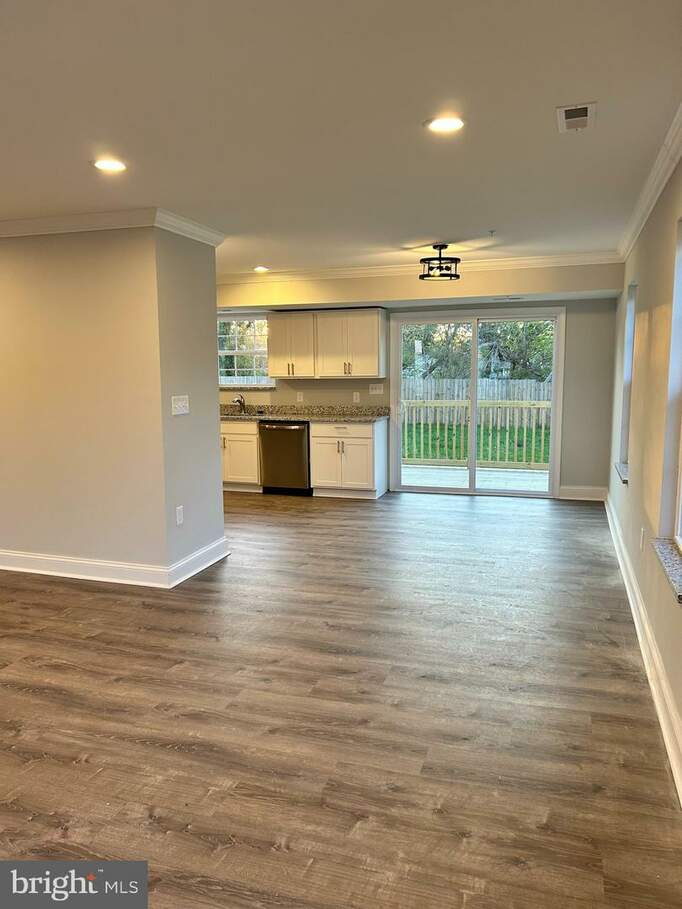 1718 Pinewood Drive, Baltimore, MD 21222 | MLS# MDBC2095666 | RLAH ...