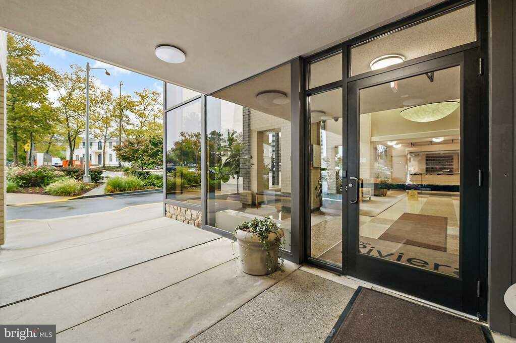 4242 E East West Highway #914, Chevy Chase, MD 20815 | MLS# MDMC2111174 ...