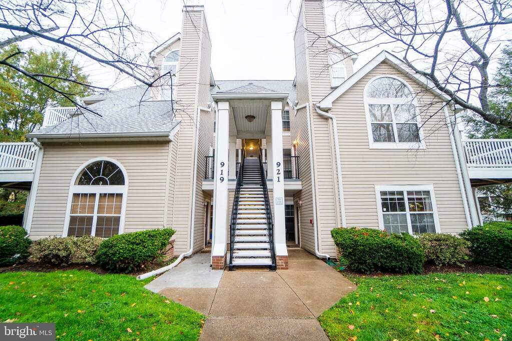 919 Hillside Lake Terrace #312, Gaithersburg, MD 20878 | MLS ...