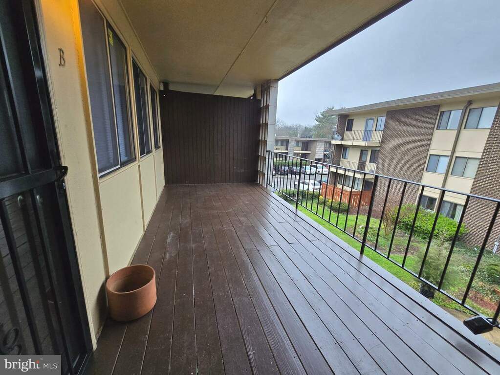 3936 Stone Gate Drive #B, Suitland, MD 20746 | MLS# MDPG2105594 | RLAH ...