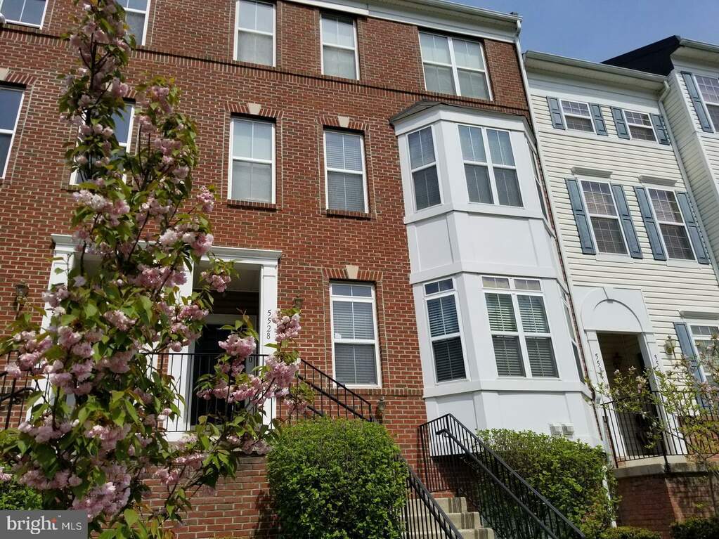 5528 Capital Gateway Drive #403, Suitland, MD 20746 | MLS# MDPG2111346 ...