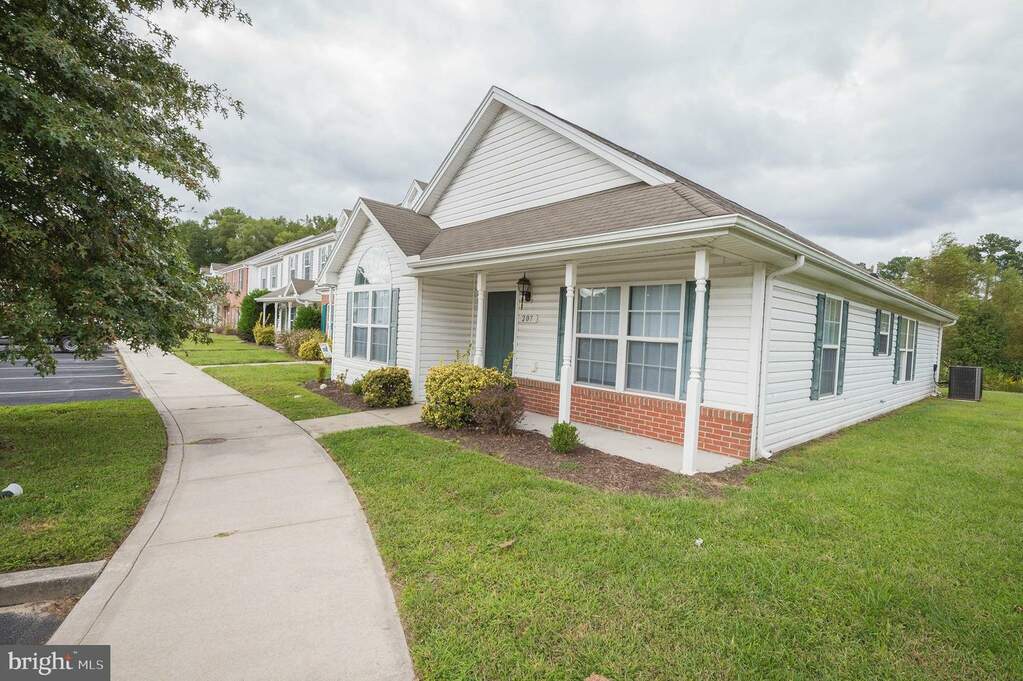 207 Carsons Court, Pocomoke City, MD 21851 | MLS# MDWO2021372 | RLAH ...