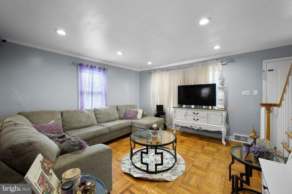 212 W Brooke Avenue, Magnolia, NJ 08049 | MLS# NJCD2060188 | RLAH ...