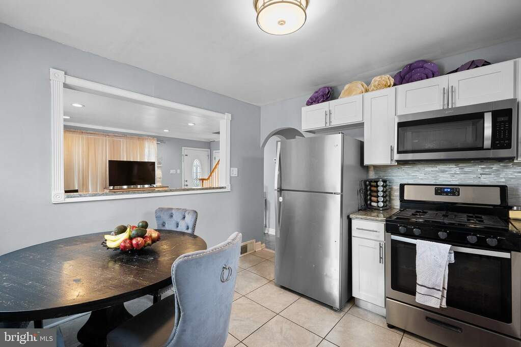 212 W Brooke Avenue, Magnolia, NJ 08049 | MLS# NJCD2060188 | RLAH ...