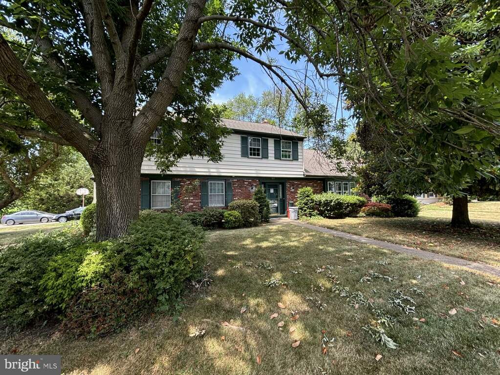 311 W Crystal Lake Avenue, Haddon Township, NJ 08033 | MLS# NJCD2071598 ...