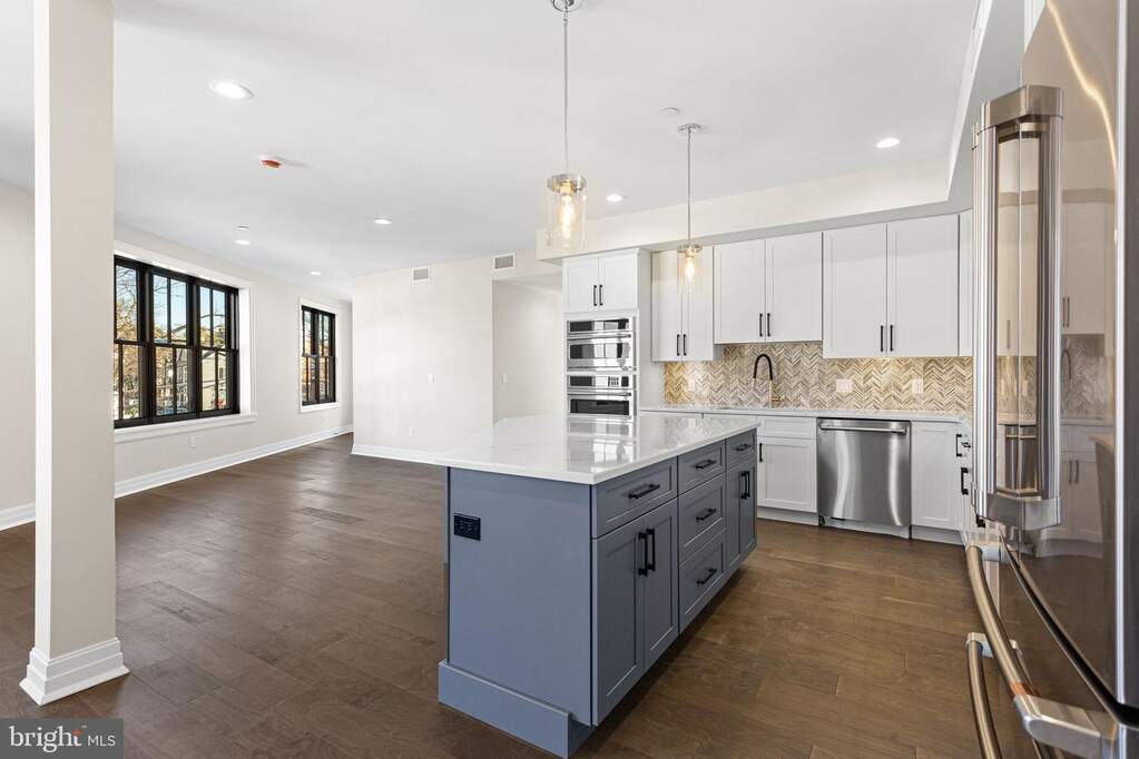 151 Kings Highway E #B, Haddonfield, NJ 08033 | MLS# NJCD2106436 | RLAH ...