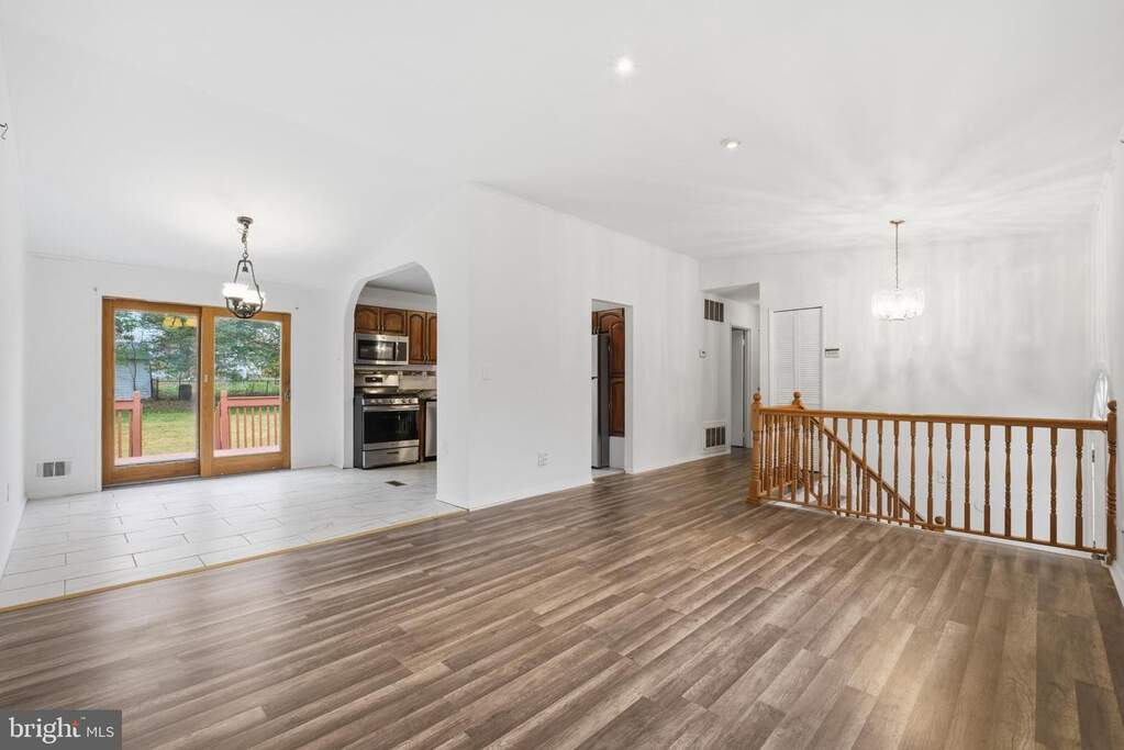80 Mitchell Avenue, Piscataway, NJ 08854 | MLS# NJMX2010864 | RLAH ...