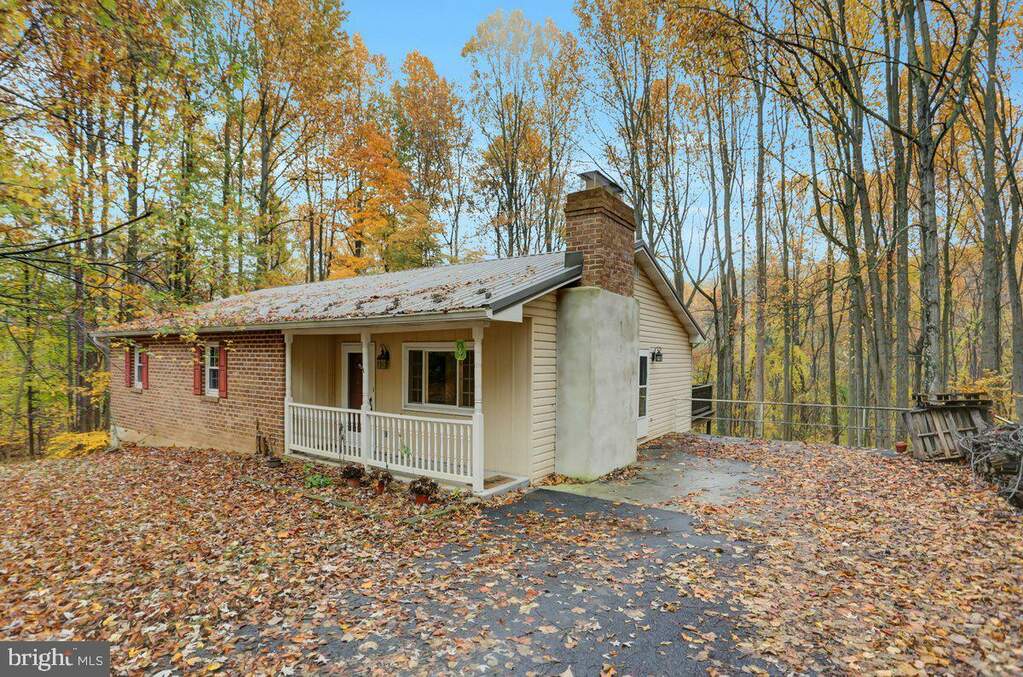 11 Robin Trail, Fairfield, PA 17320 | MLS# PAAD2011076 | RLAH @properties
