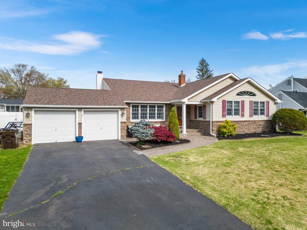 85 Manor Lane S, Yardley, PA 19067 | MLS# PABU2068640 | RLAH @properties