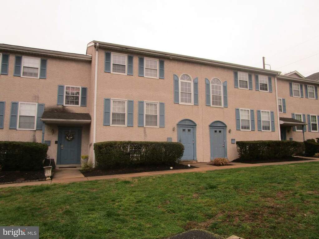 44 S Lansdowne Avenue #202, Lansdowne, PA 19050 | MLS# PADE2066850 ...