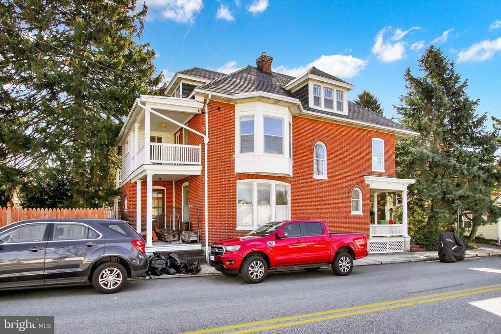 35 N Grant Street, Waynesboro, PA 17268 | MLS# PAFL2018692 | RLAH ...