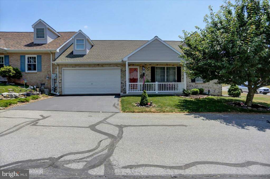 165 Elderberry Spring Court, Waynesboro, PA 17268 | MLS# PAFL2021152 ...