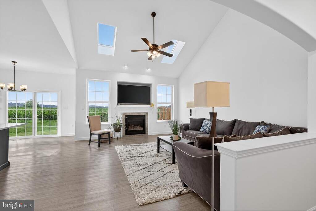 504 Jared Way, New Holland, PA 17557 | MLS# PALA2077404 | RLAH @properties