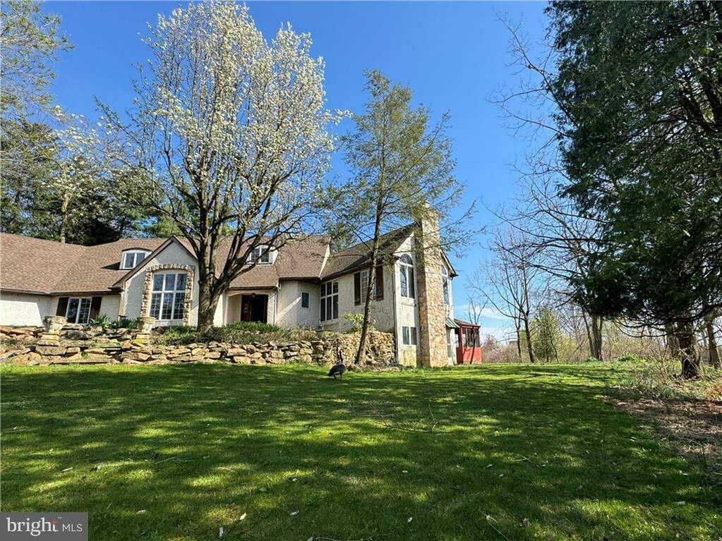 5946 Daniel Street, Allentown, PA 18104 | MLS# PALH2008356 | RLAH ...