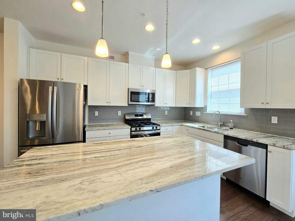 1045 Chapman Circle, Hatfield, PA 19440 | MLS# PAMC2101552 | RLAH ...