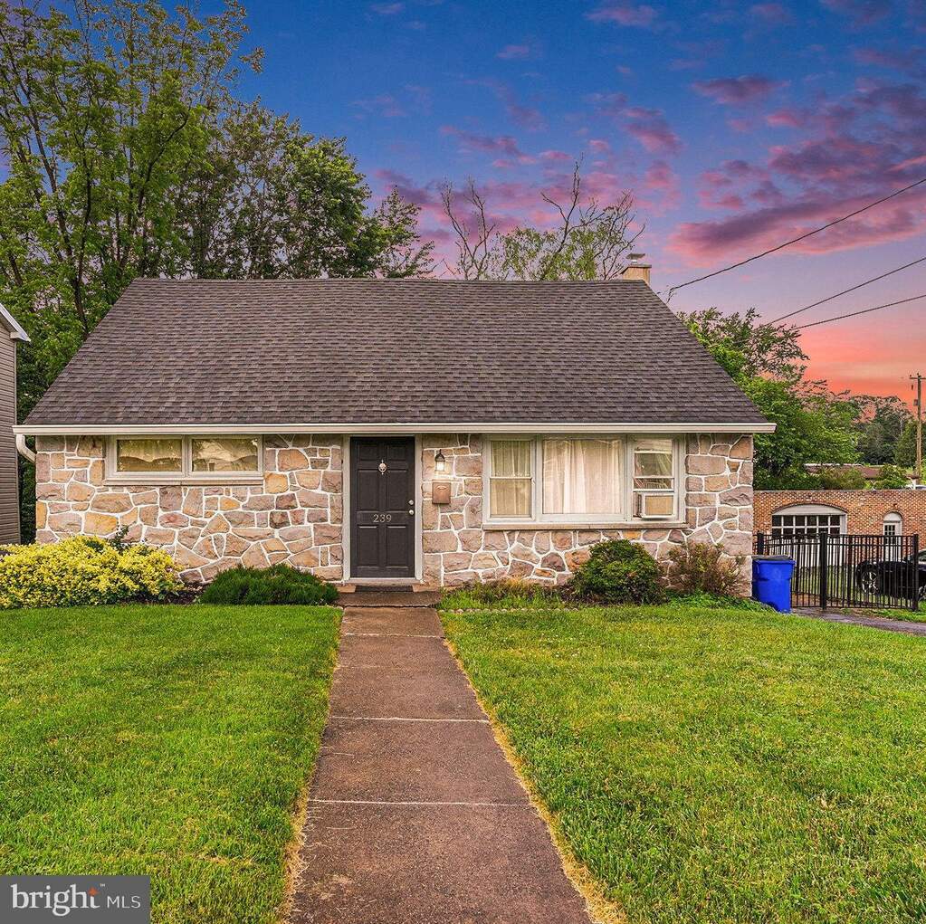 239 Henry Street, Pottstown, PA 19464 | MLS# PAMC2106070 | RLAH @properties