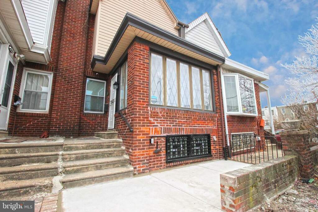 6930 Dicks Avenue, Philadelphia, PA 19142 | MLS# PAPH2322730 | RLAH ...