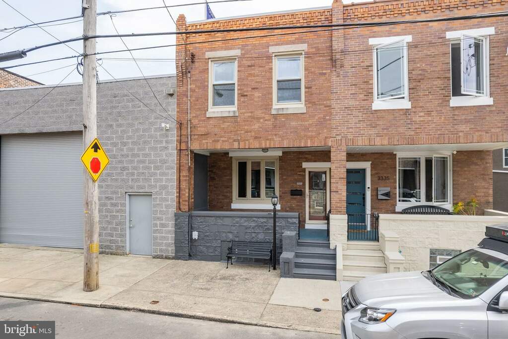 3337 E Thompson Street, Philadelphia, PA 19134 | MLS# PAPH2342252 ...