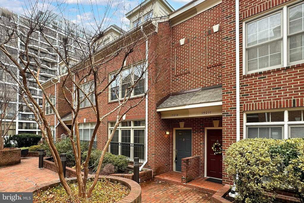 1501 N Colonial Terrace, Arlington, VA 22209 | MLS# VAAR2038420 | RLAH ...