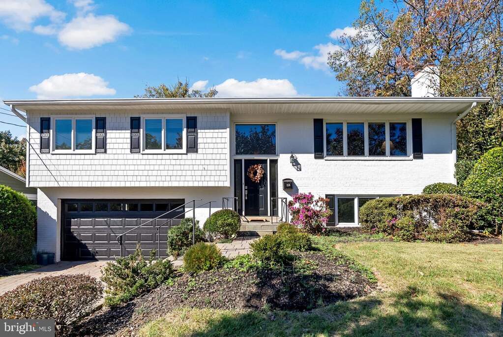 1336 N Ivanhoe Street, Alexandria, VA 22304 | MLS# VAAX2051180 | RLAH ...