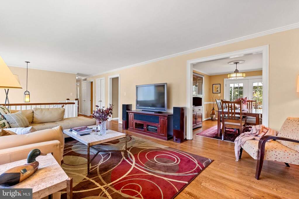 1336 N Ivanhoe Street, Alexandria, VA 22304 | MLS# VAAX2051180 | RLAH ...