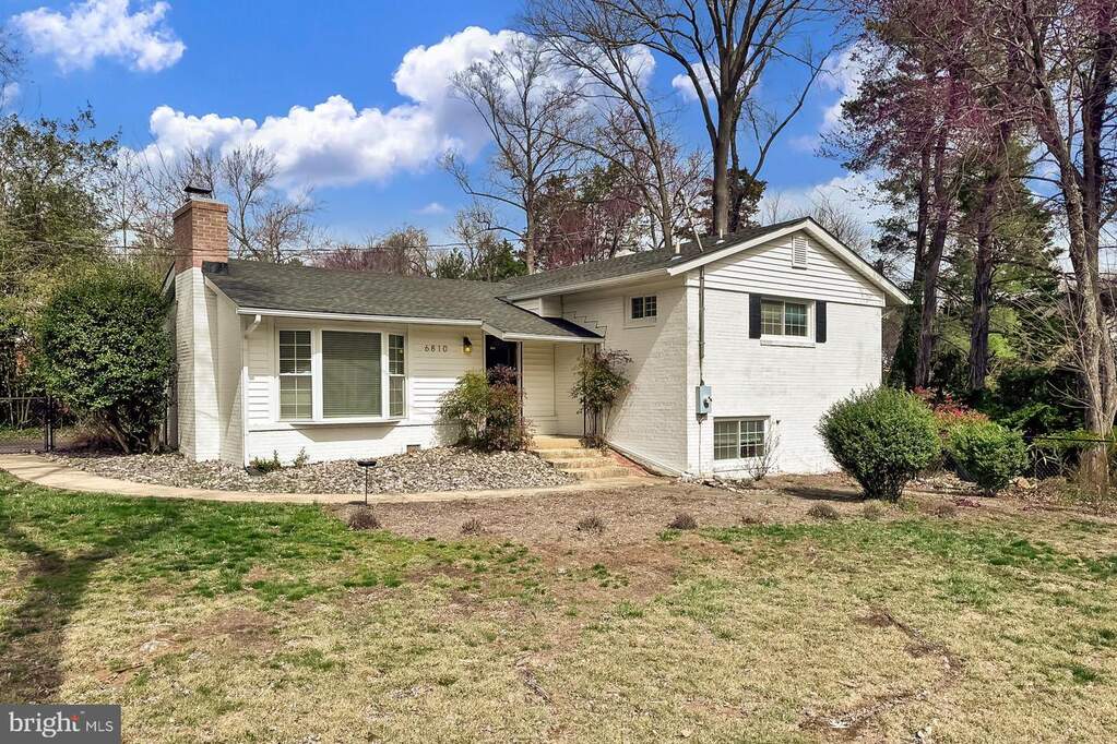 6810 Valley Brook Drive, Falls Church, VA 22042 | MLS# VAFX2228894 ...