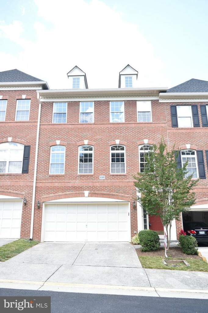 20387 Fallsway Terrace, Sterling, VA 20165 | MLS# VALO2064822 | RLAH ...