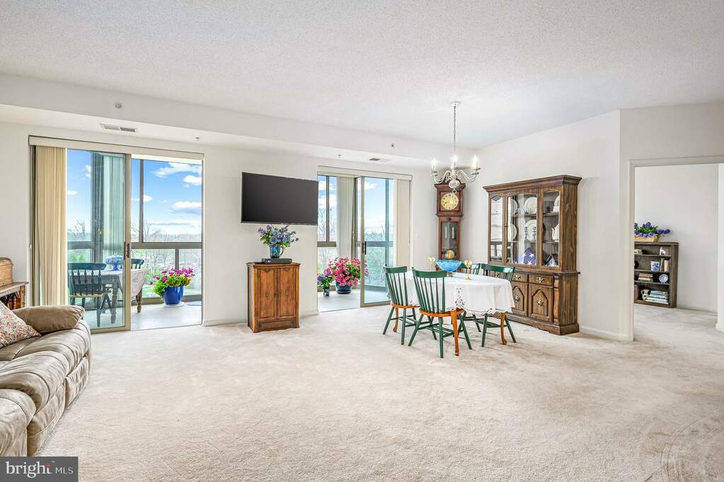 19355 Cypress Ridge Terrace #702, Leesburg, VA 20176 | MLS# VALO2065130 ...