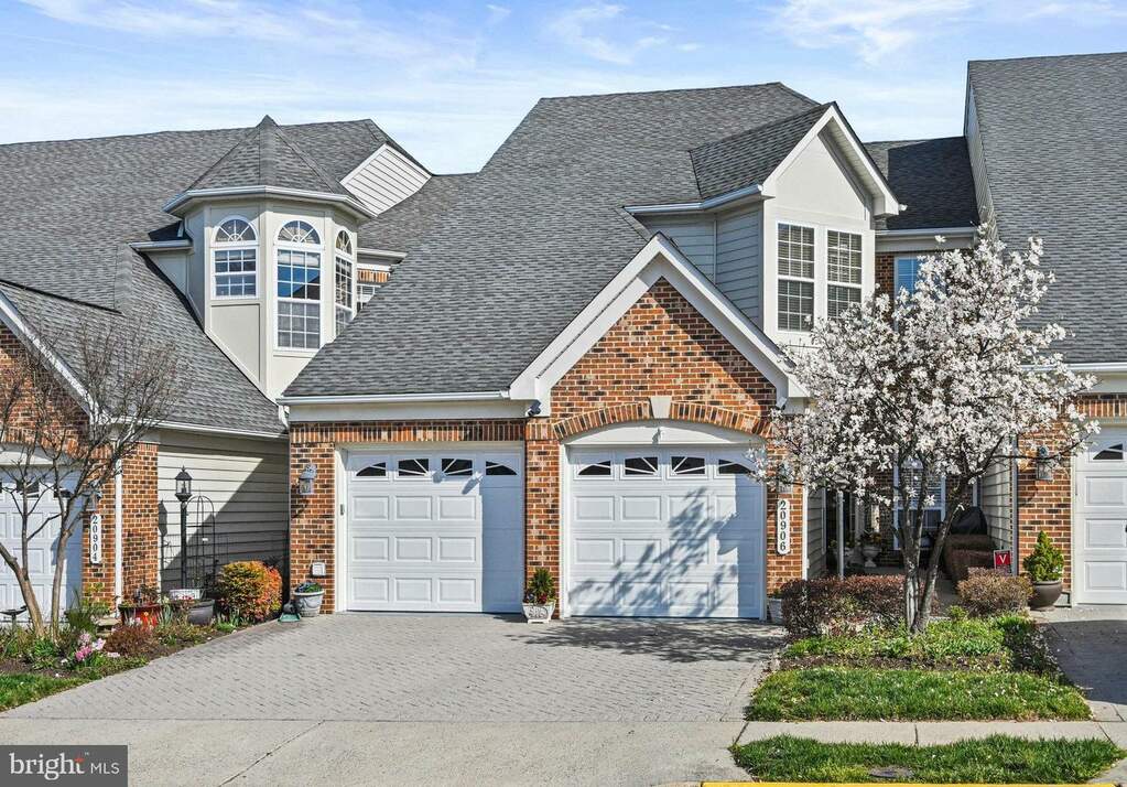 20906 Royal Villa Terrace, Sterling, VA 20165 | MLS# VALO2066668 | RLAH ...