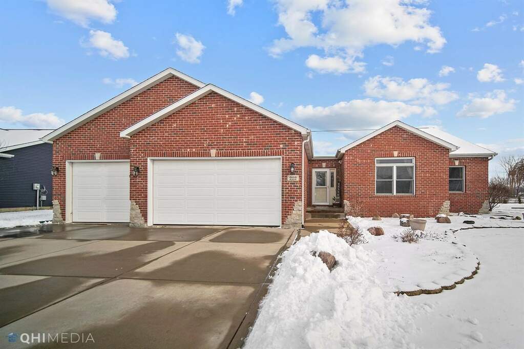 222 Mustang, Kouts, IN 46347 | MLS# 487731 | @properties NW Indiana