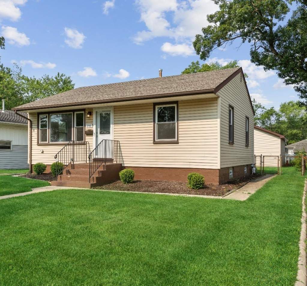 206 N Oakwood Street, Griffith, IN 46319 | MLS# 497915 | @properties NW ...