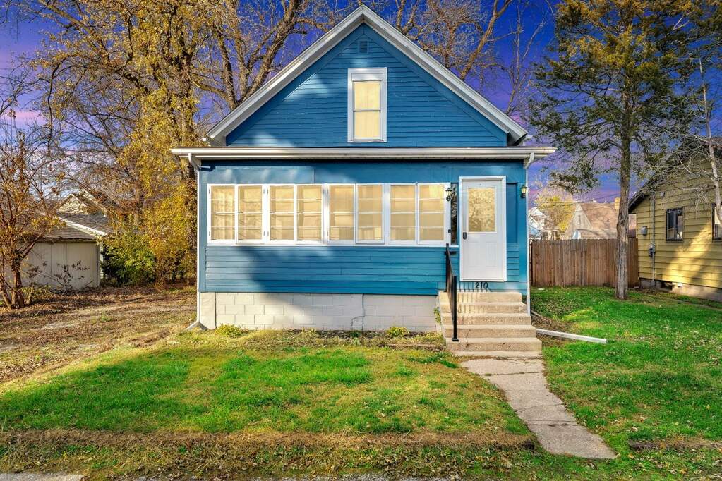 210 Allen Street, Michigan City, IN 46360 | MLS# 522957 | @properties ...