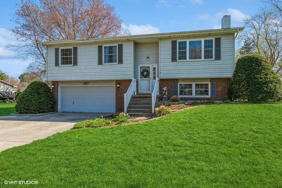 3902 E Engel Drive, Valparaiso, IN 46383 | MLS# 802414 | @properties NW ...