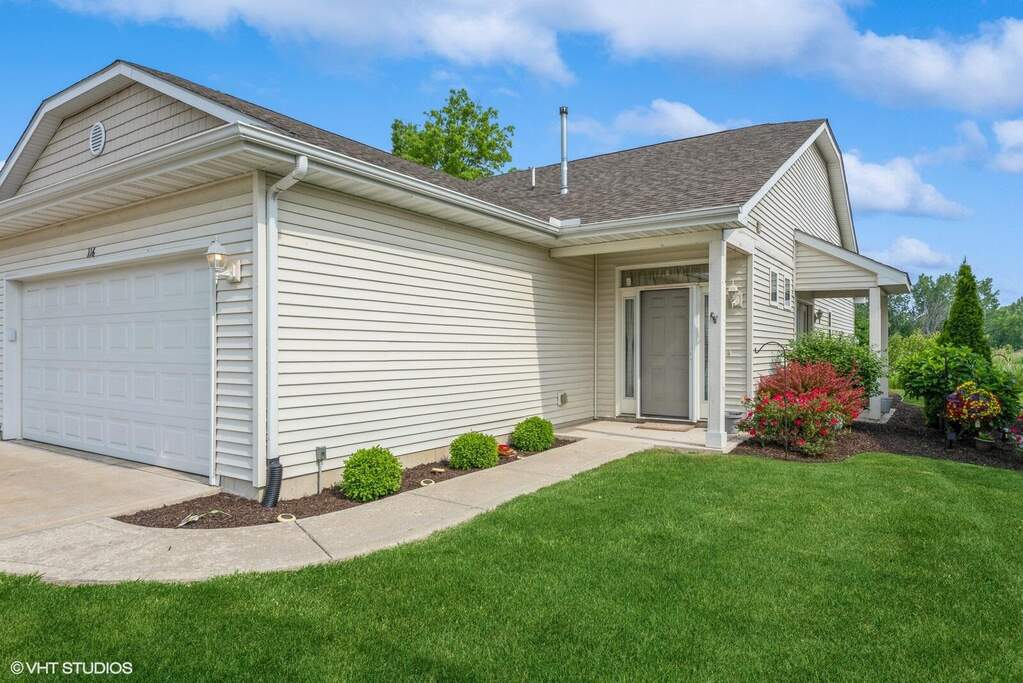 116 Summertree Drive, Porter, IN 46304 | MLS# 822677 | @properties NW ...