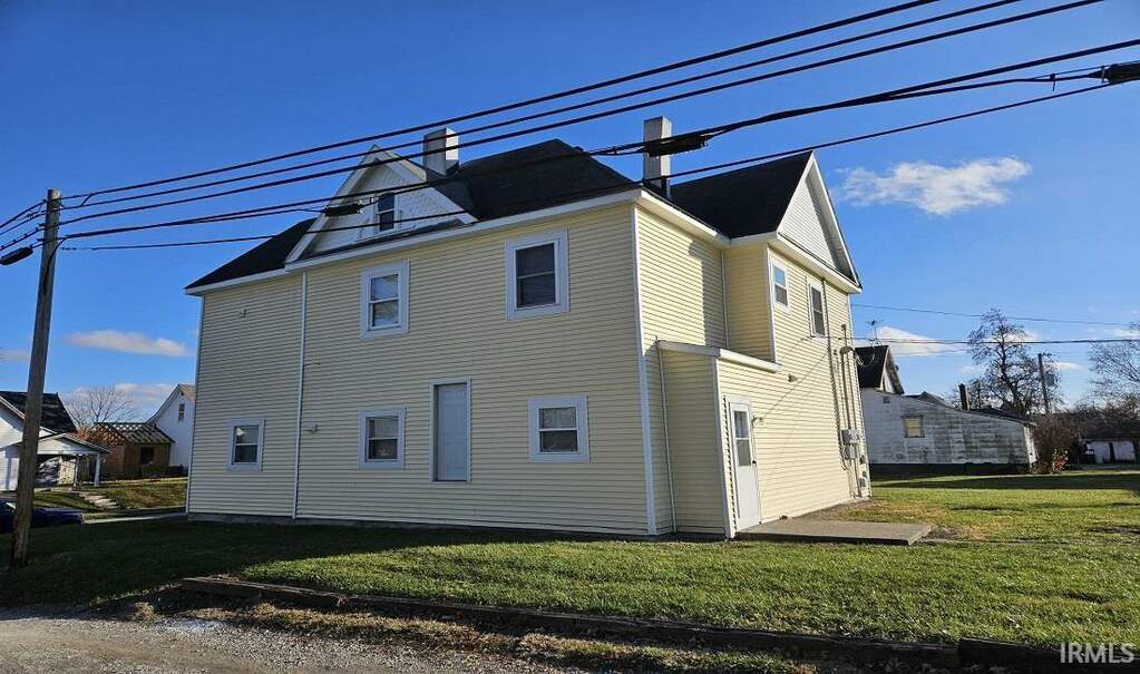 806 N Gentry Street, Frankfort, IN 46041 | MLS# 202343498 | @properties ...