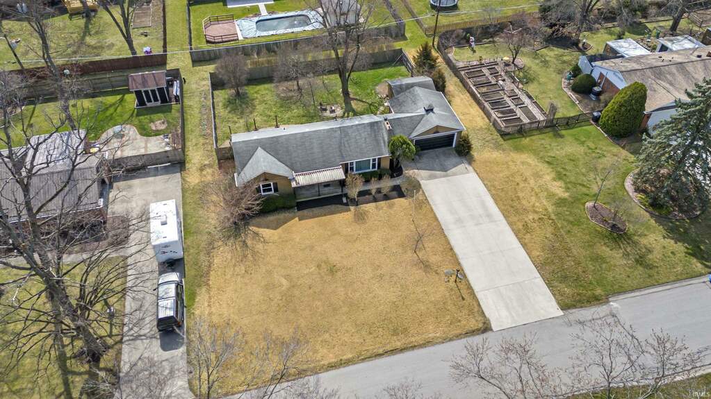 6040 Midwood Drive, Fort Wayne, IN 46835 | MLS# 202400533 | @properties ...