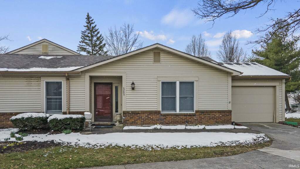 6209 Sawmill Woods Drive, Fort Wayne, IN 46835 | MLS# 202400939 ...