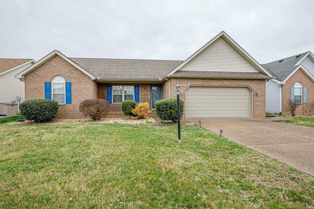 2915 Elmridge Drive, Evansville, IN 47711 | MLS# 202408598 ...