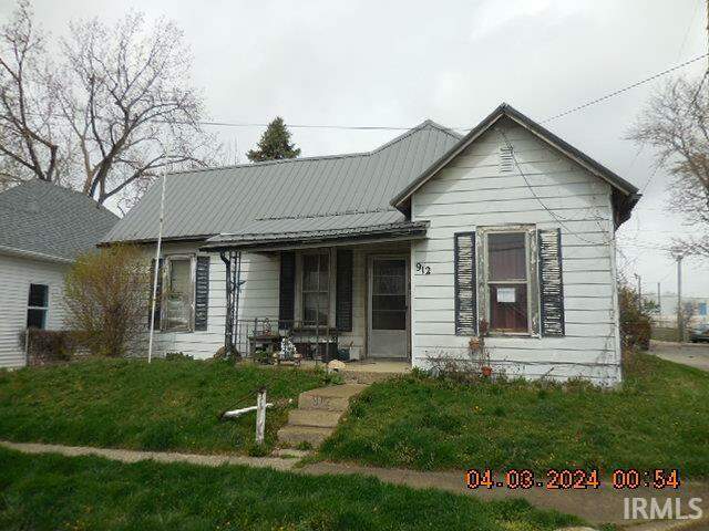 912 Tuttle Avenue, Crawfordsville, IN 47933 | MLS# 202412262 ...