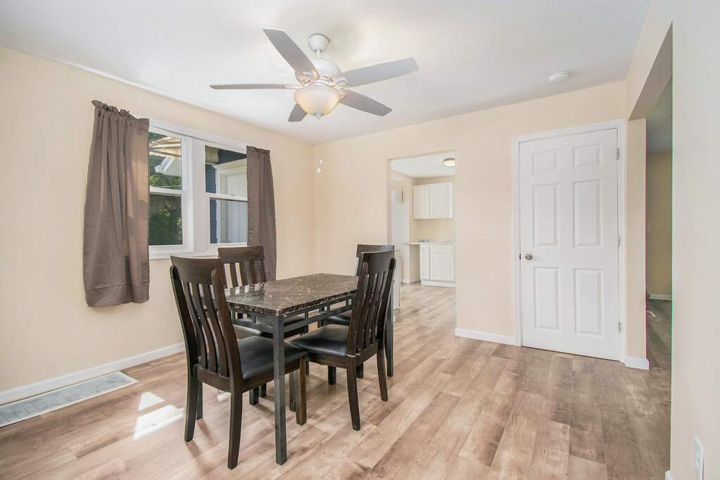 55646 Grandview Avenue, South Bend, IN 46628 | MLS# 202412808 ...