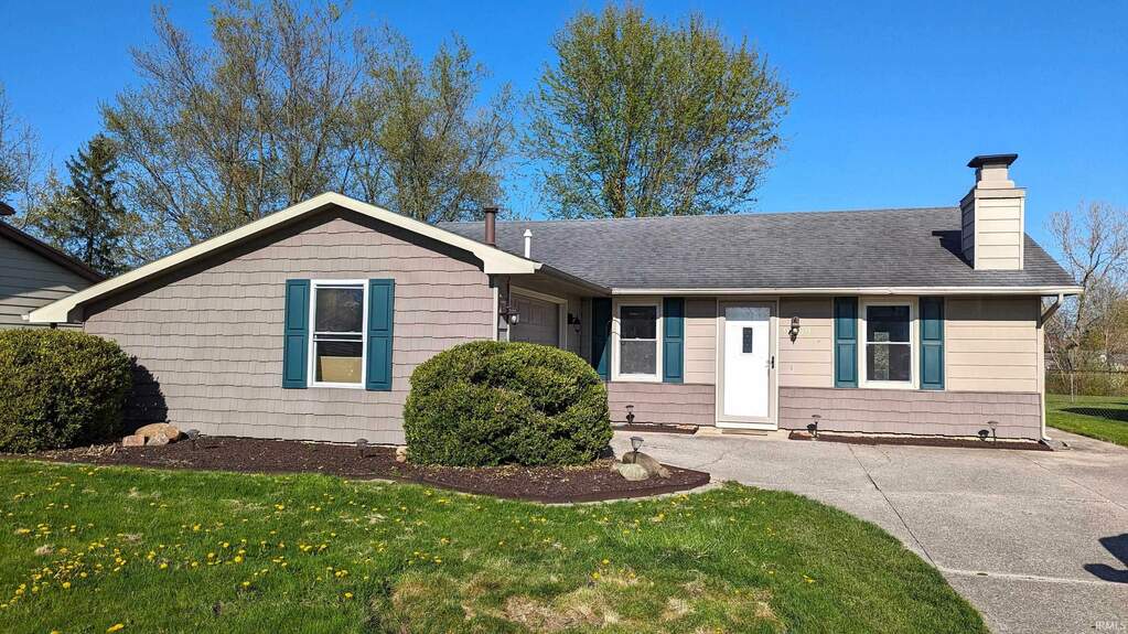 9209 Ridgetree Drive, Fort Wayne, IN 46819 | MLS# 202413610 ...