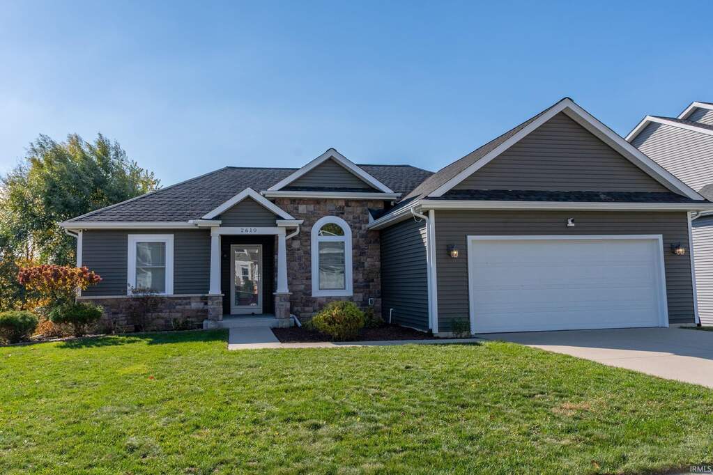 2610 St Charles Street, South Bend, IN 46614 | MLS# 202545311 ...