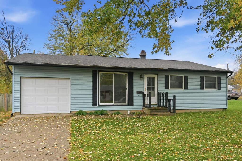 706 Carlin Drive, Angola, IN 46703 | MLS# 202545448 | @properties NW ...
